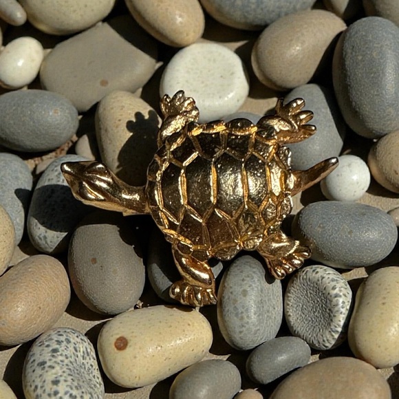 Vintage | Jewelry | Vintage Gold Turtle Brooch Pin Reptile Aquatic ...
